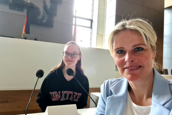 Praktikum bei Julia Retzlaff: Erste große Rede im Landtag › SPD ...